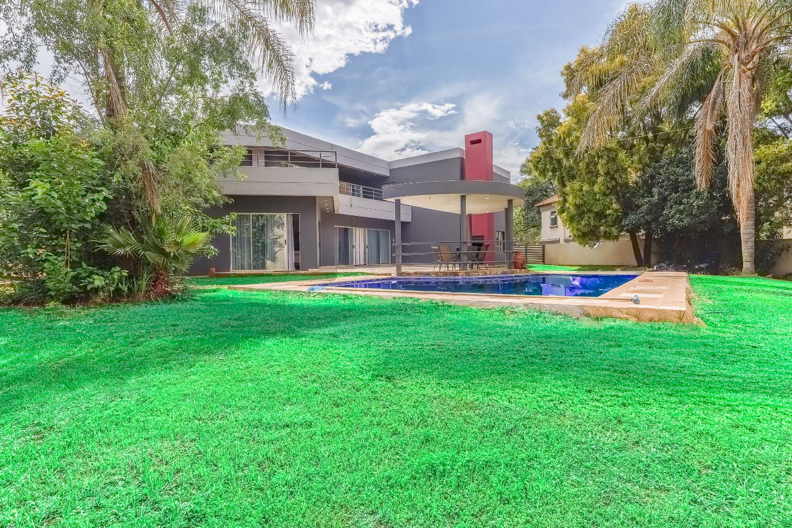 4 Bedroom House to rent in Silver Lakes Golf Estate - P24-116693120