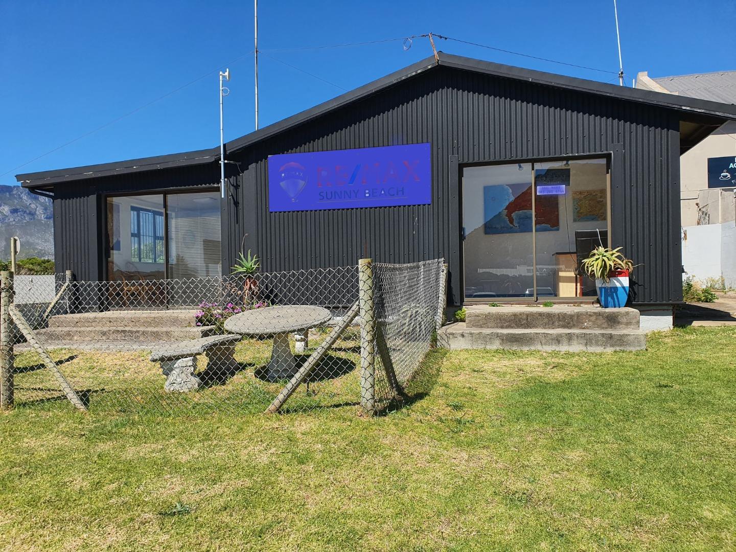 Commercial property for sale in Pringle Bay - 438 Central Road - P24-116693502