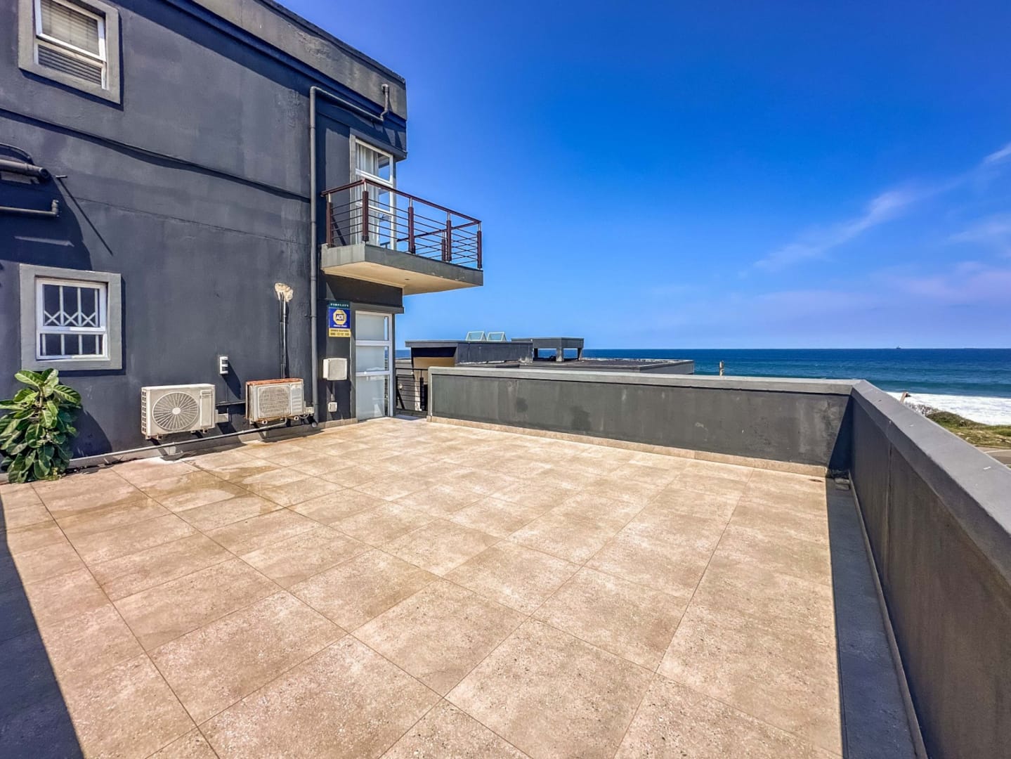 3 Bedroom Apartment / flat for sale in La Mercy - 150 South Beach Road ...