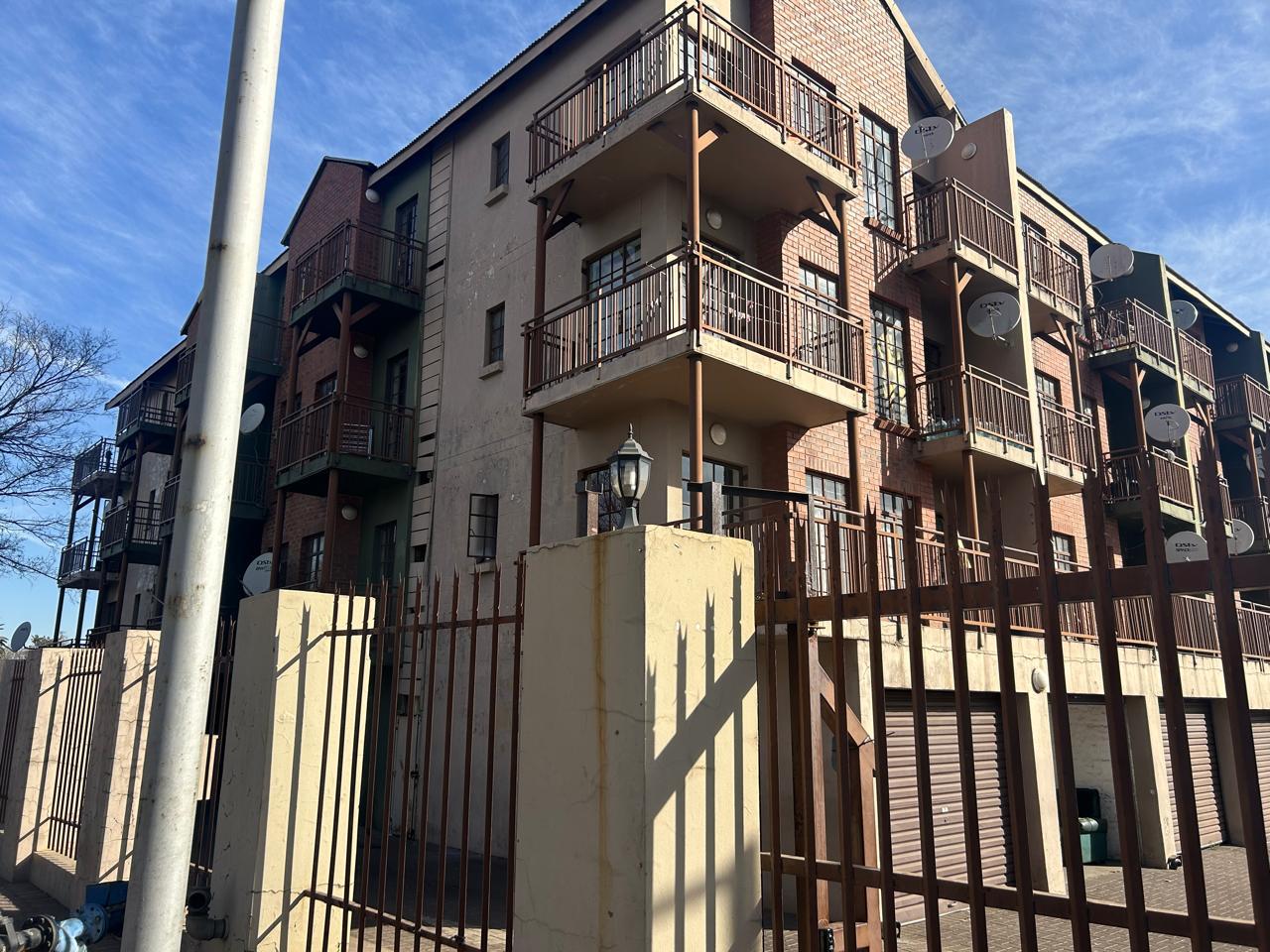 1 Bedroom Apartment / flat for sale in Witbank Central - P24-116703255