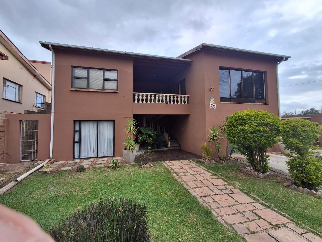 4 Bedroom House for sale in Thomas Gamble - P24-116713983