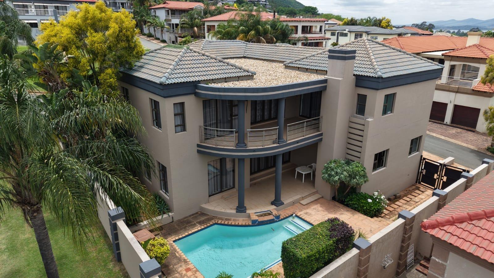 5 Bedroom House for sale in Kosmos Ridge - 148 Fish Eagle Drive - P24 ...