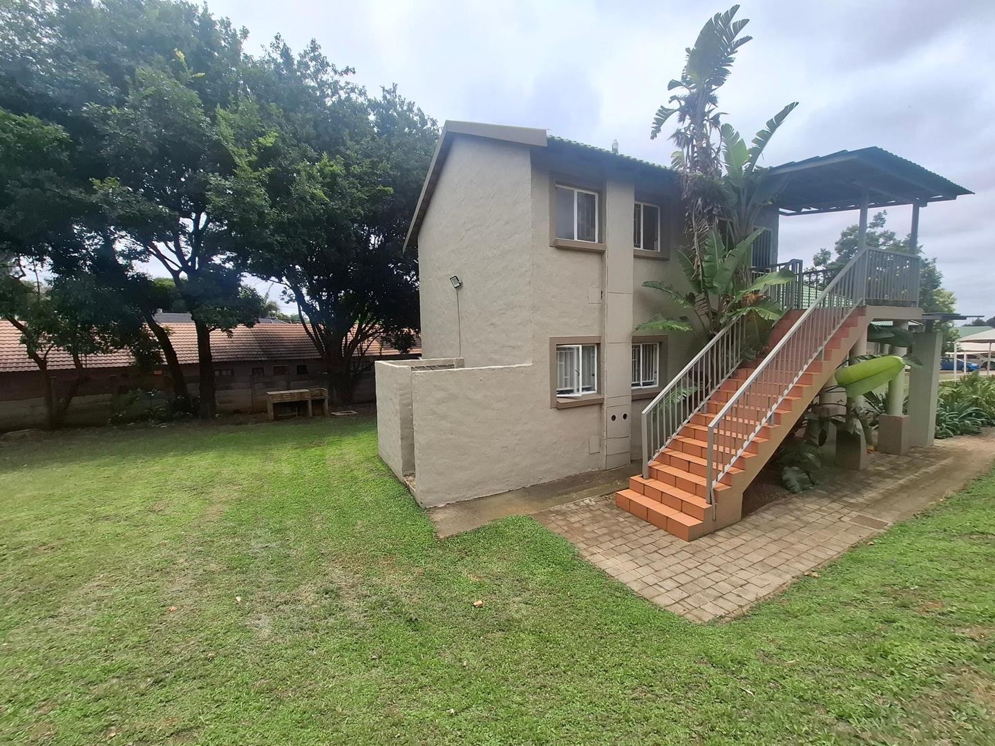 1 Bedroom Townhouse for sale in Moreleta Park - P24-116718247