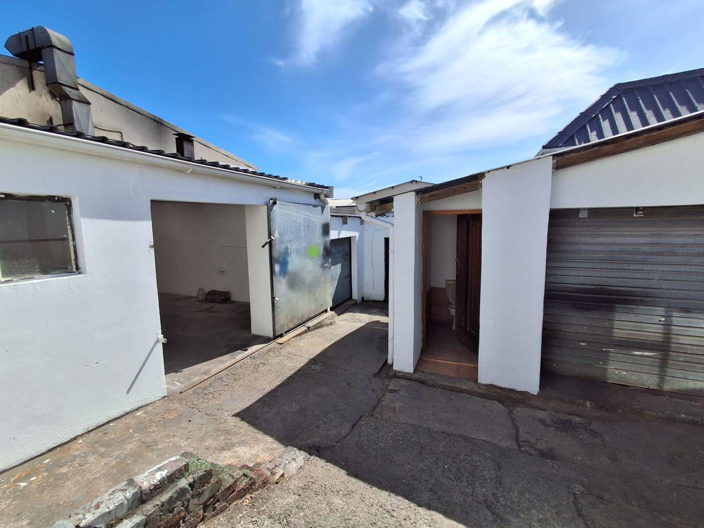Commercial property for sale in Quigney - P24-116720422