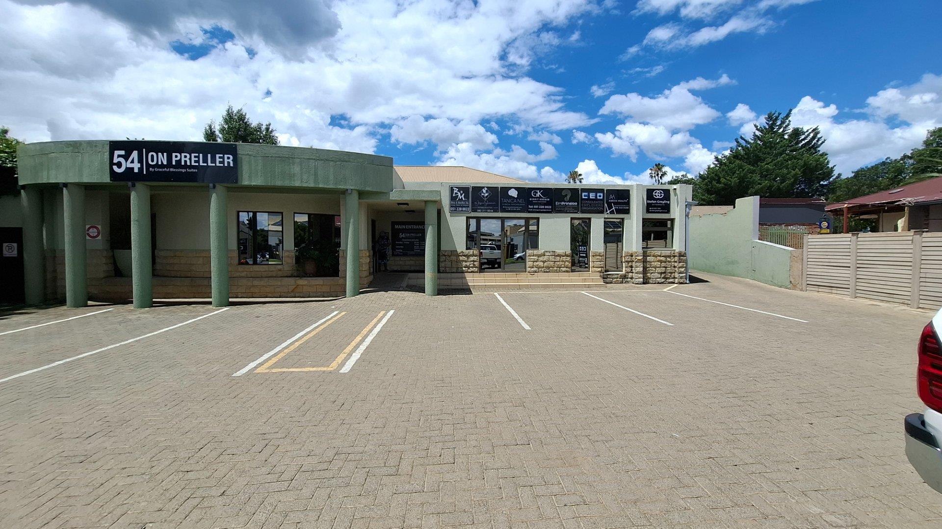 Commercial property to rent in Dan Pienaar - 54 Louw Wepener Street ...