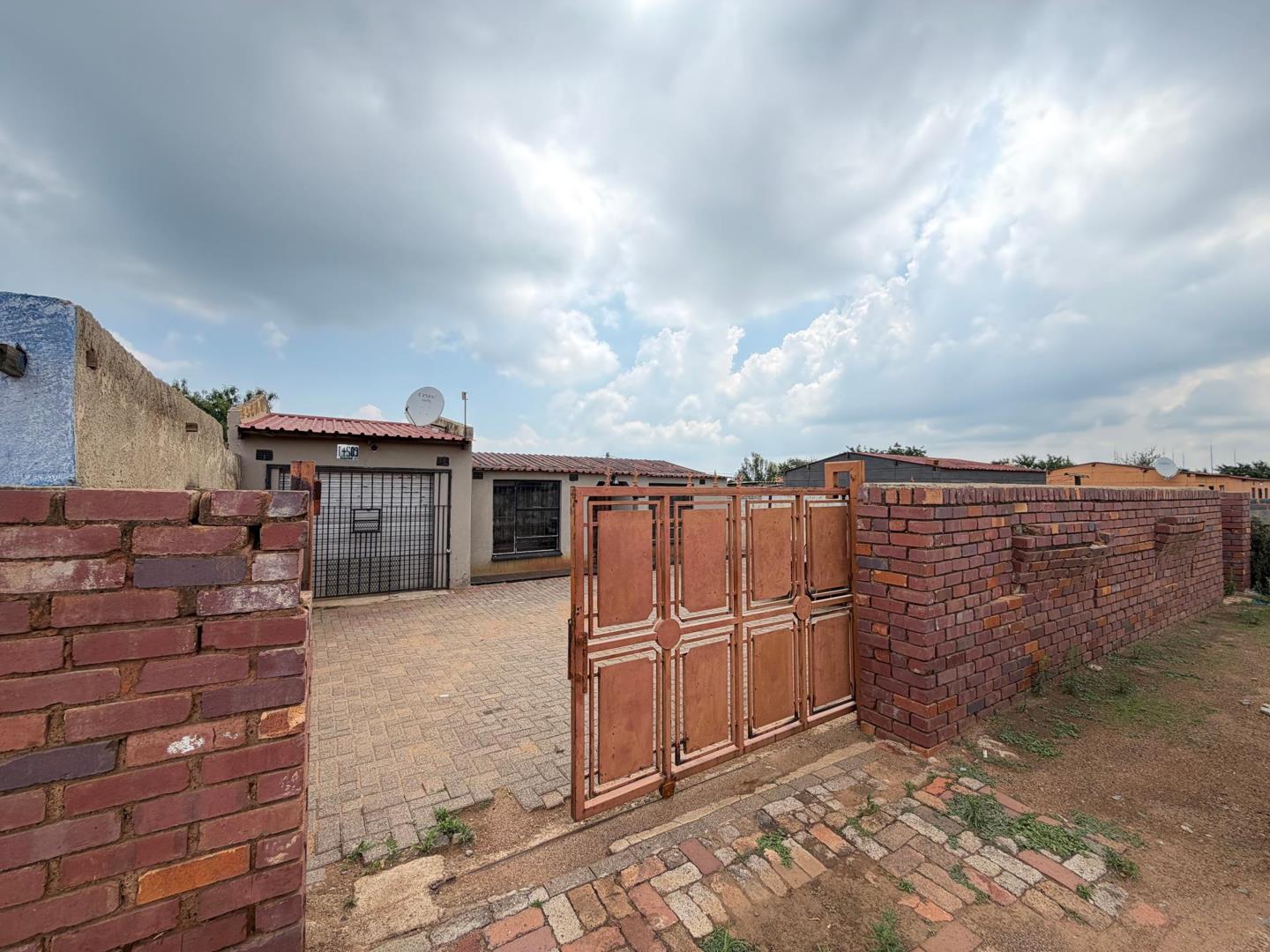 3 Bedroom House for sale in Palm Ridge - P24-116724758