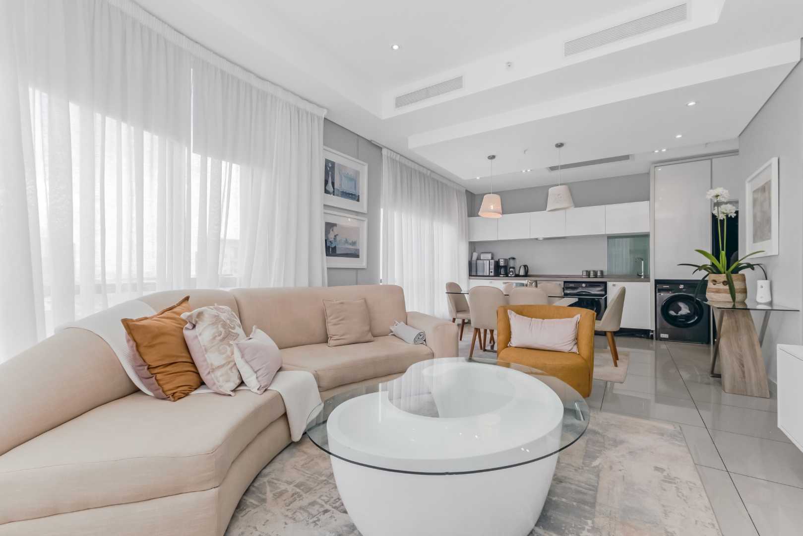 2 Bedroom Apartment / flat to rent in Sandton Central - P24-116726835