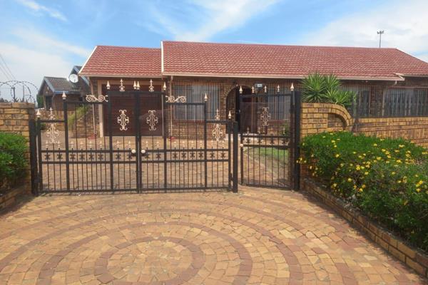 Tsakane Ext 1 Property : Property and houses for sale in Tsakane Ext 1 ...