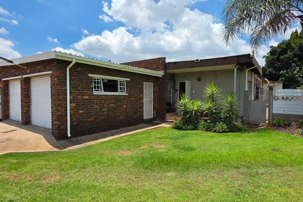 Birch Acres Property : Property and houses for sale in Birch Acres ...