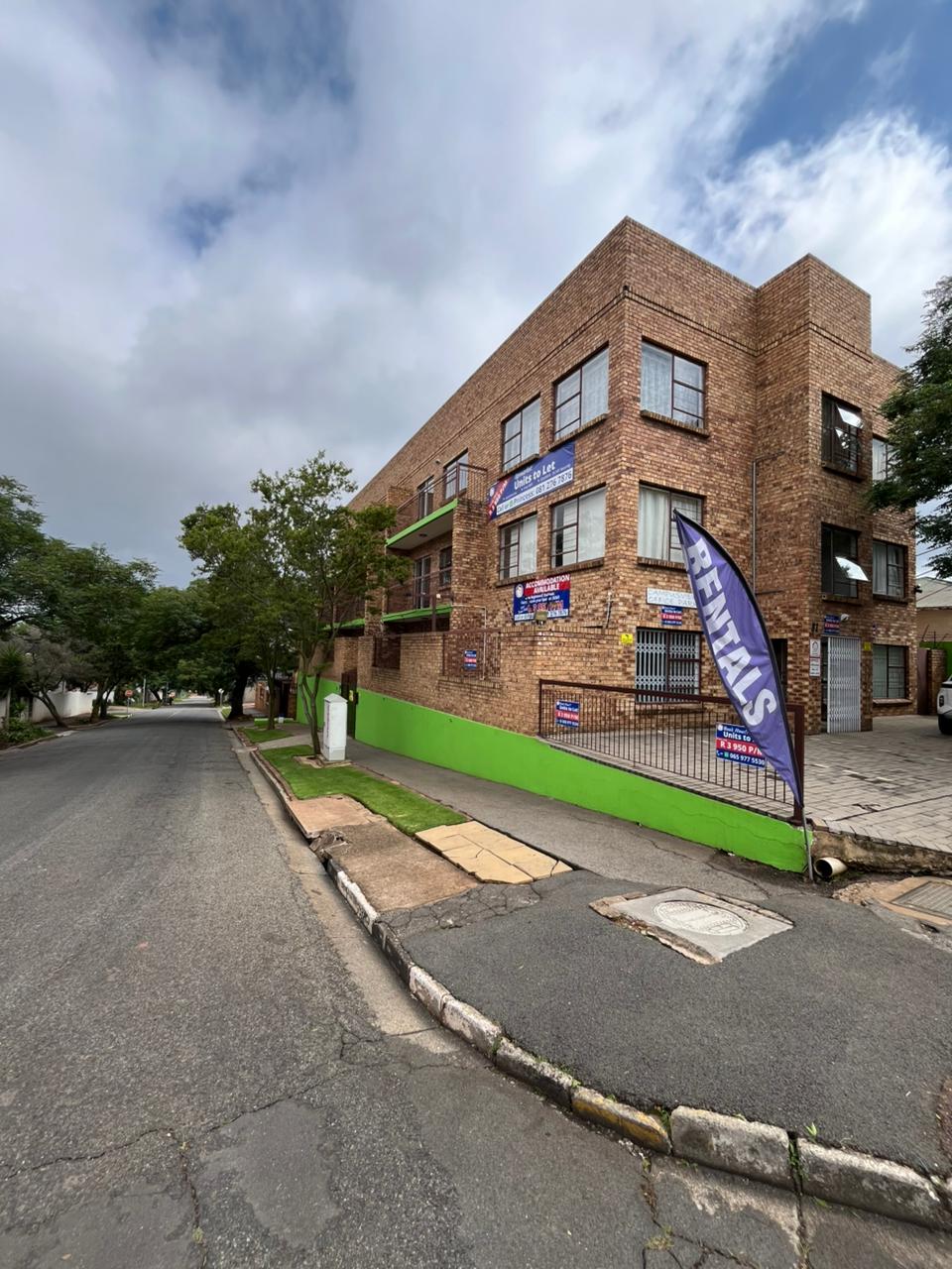 Westdene, Johannesburg Property : Apartments / flats to rent in ...