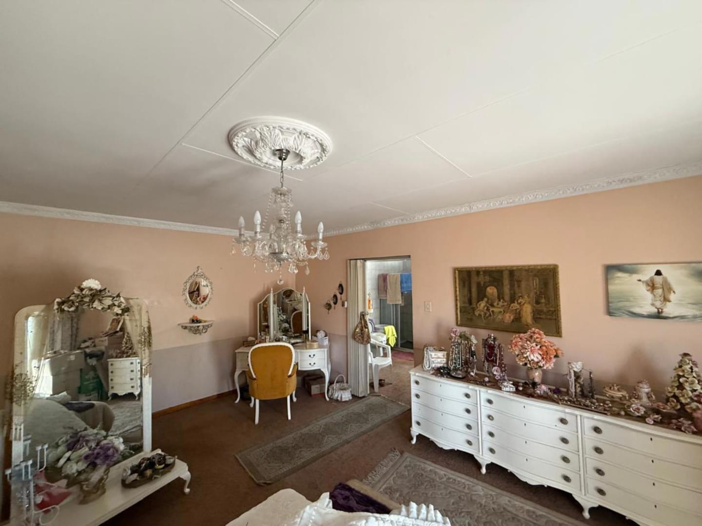 5 Bedroom House for sale in Hoeveld Park - P24-116505664