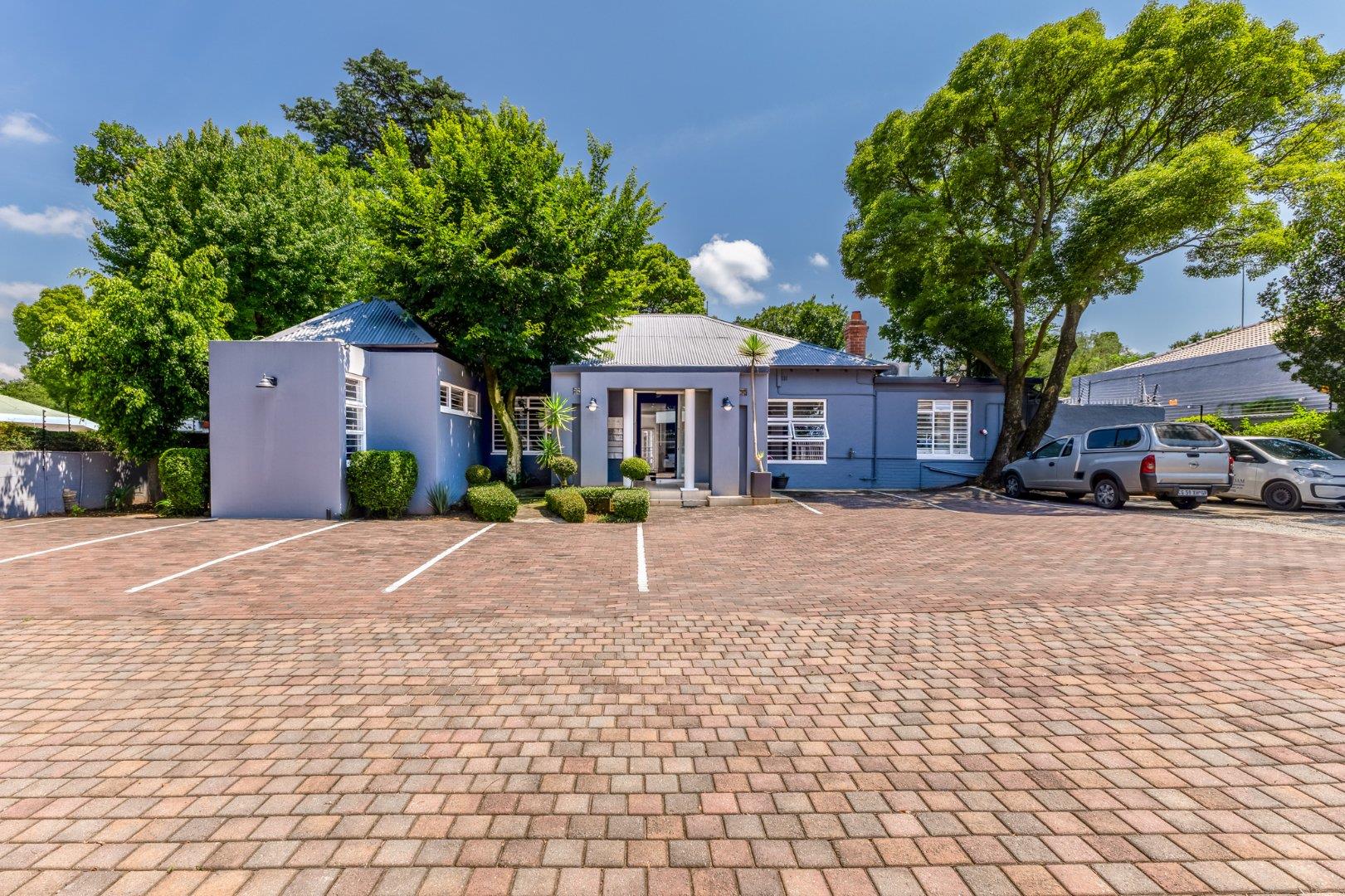 Commercial property for sale in Parktown North - P24-116749046