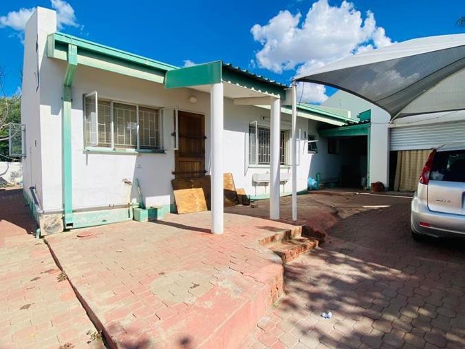 3 Bedroom House for Sale in Hochland Park