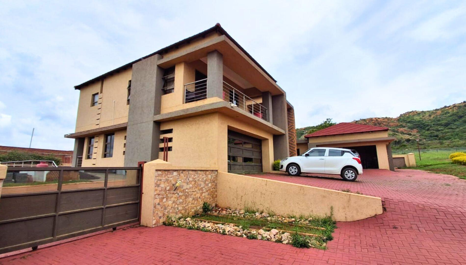 5 Bedroom House for sale in Amandasig - Magaliesberg Country Estate ...