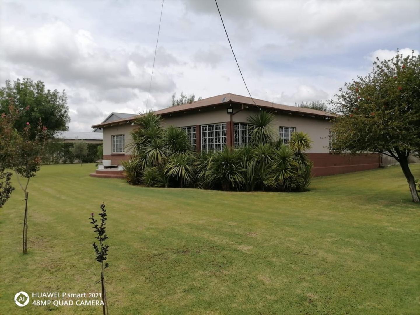 4 Bedroom House for sale in Marquard - 6 Kruger Street - P24-116772792
