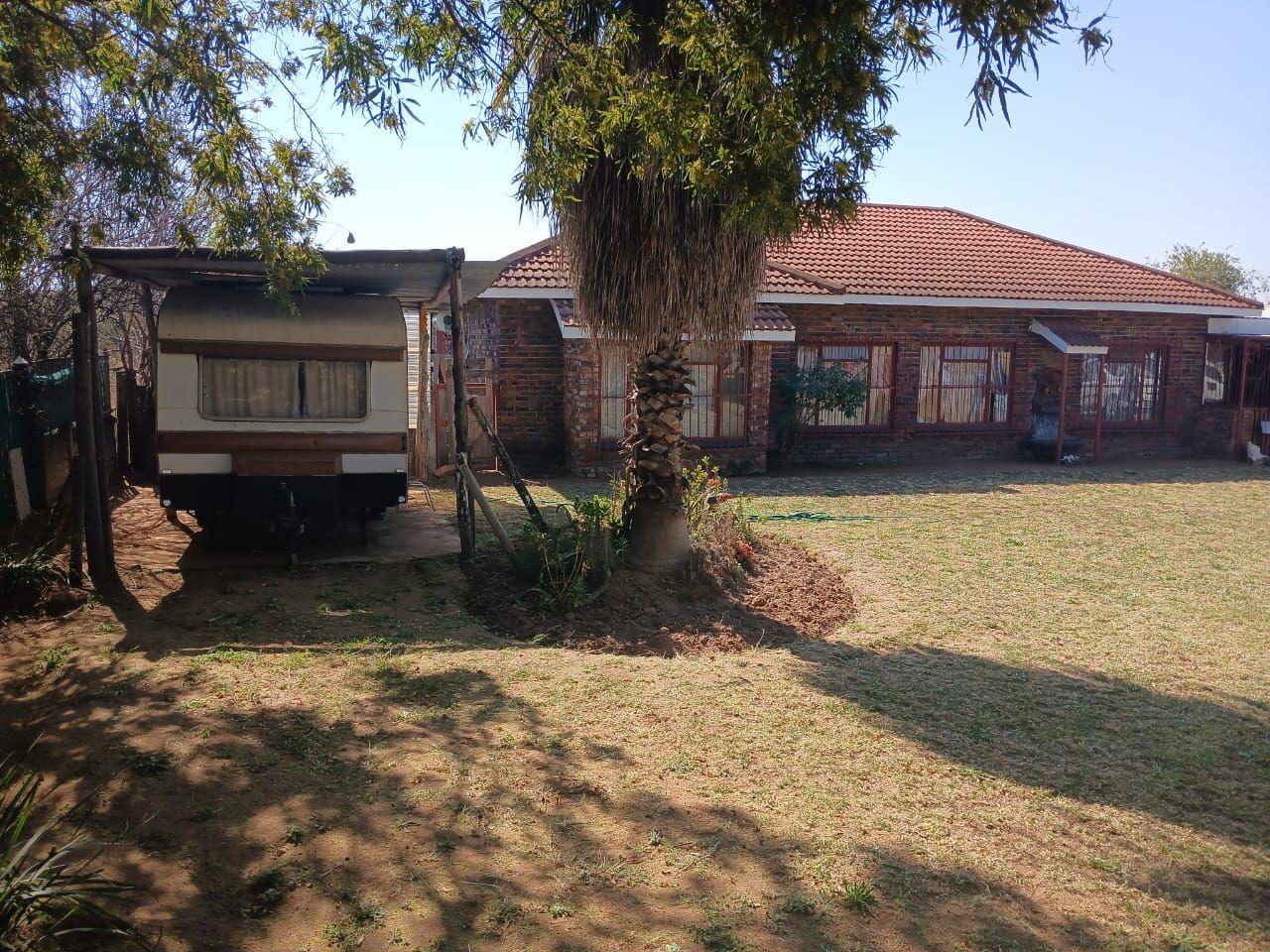 Farm for sale in Vasfontein AH - 1 Ss Vastfontein 118, 1442 Alpha ...