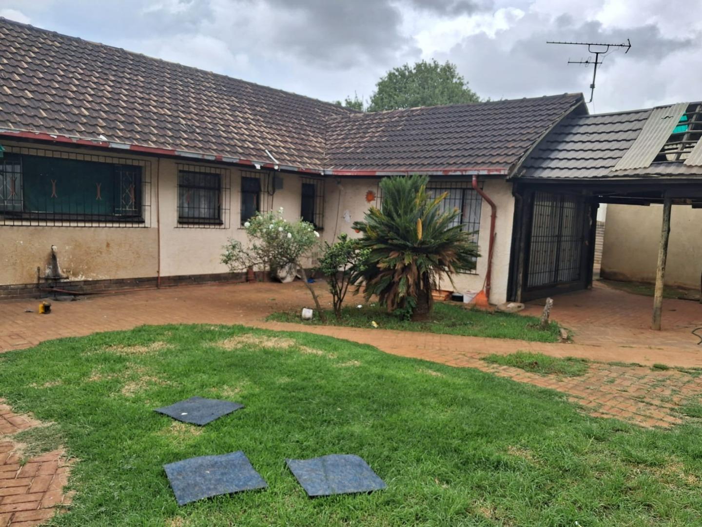 Rondebult Property : Property and houses for sale in Rondebult ...