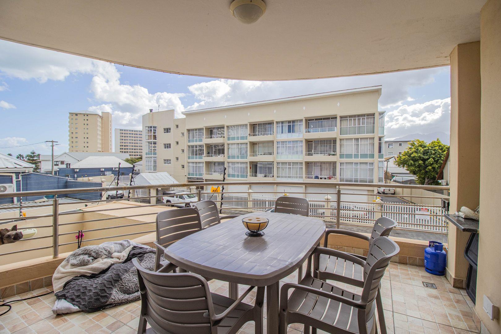 Property and houses to rent in Strand : Strand Property : Property24.com