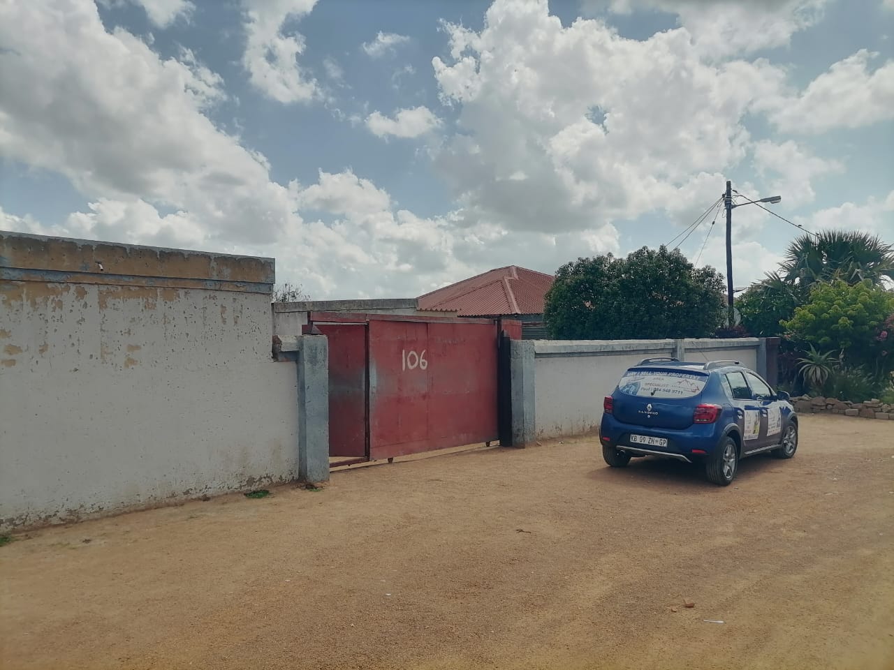 7 Bedroom House for sale in Mabopane - 4117 Ramaphosa Ave - P24-116784265