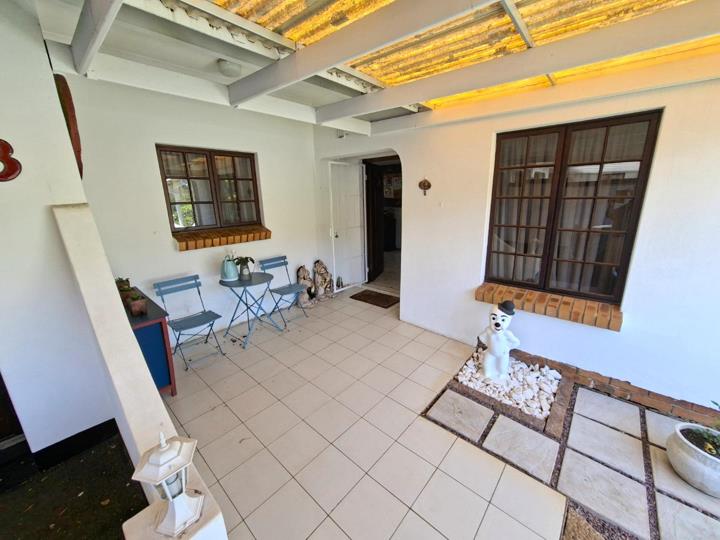 3 Bedroom Townhouse for sale in Margate - 3 Ss Chester Mews, 22 Bank ...
