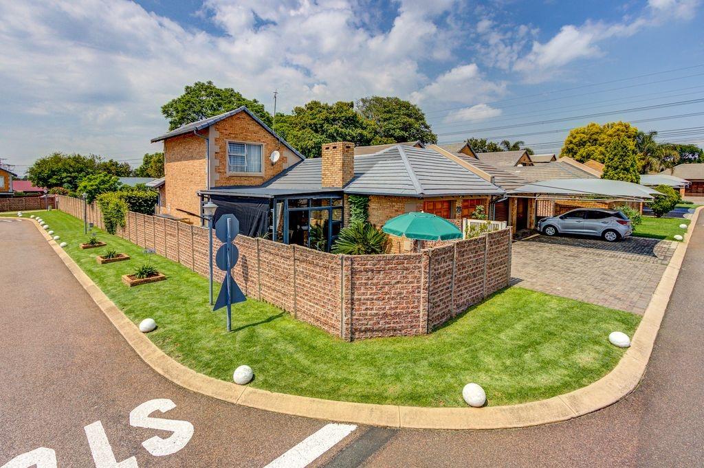 3 Bedroom House for sale in Birchleigh - 23 Hillside, 2 Boswell Street ...