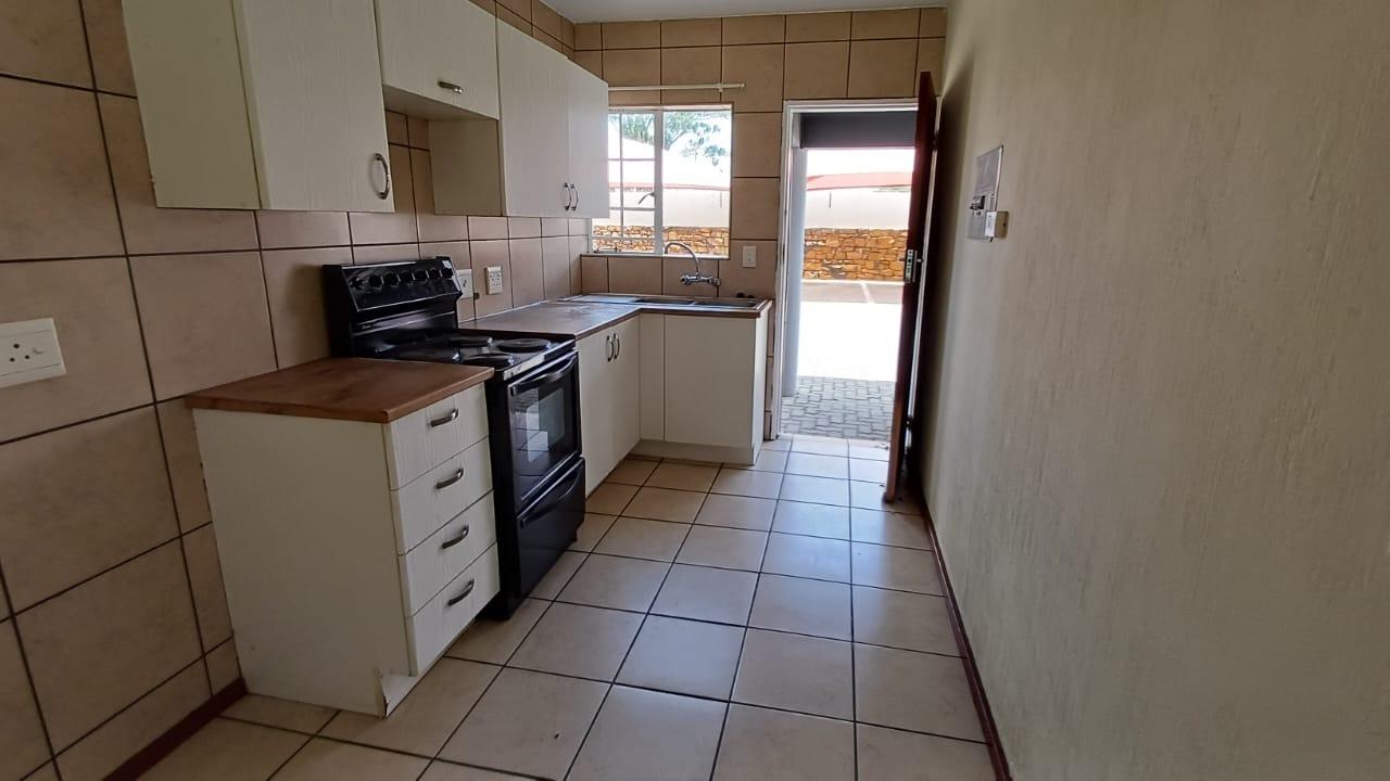 1 Bedroom Apartment / flat for sale in Comet - 3 Golden Oaks, 55 ...