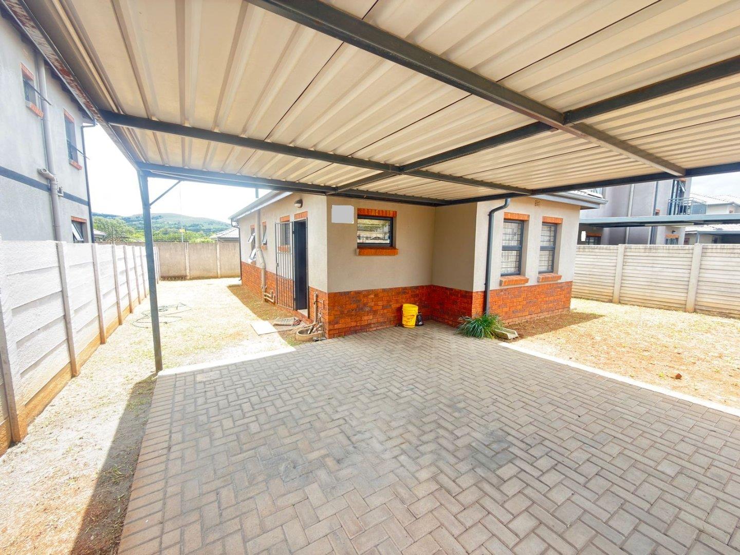 3 Bedroom House for sale in Andeon - P24-116824486