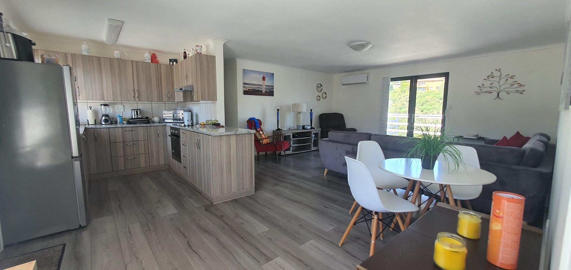3 Bedroom House for sale in Knysna Heights - P24-116824532