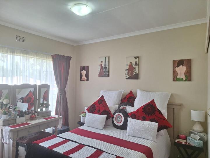 2 Bedroom Townhouse for sale in Dalview - P24-116834754
