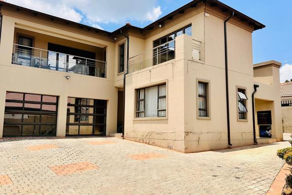 Meredale Property : Property and houses for sale in Meredale ...