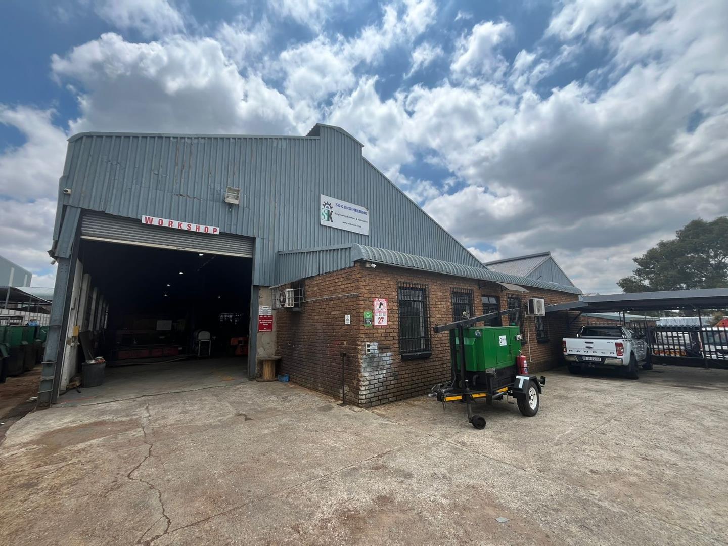Industrial property for sale in Chloorkop - 27 Ossewa St, Chloorkop ...