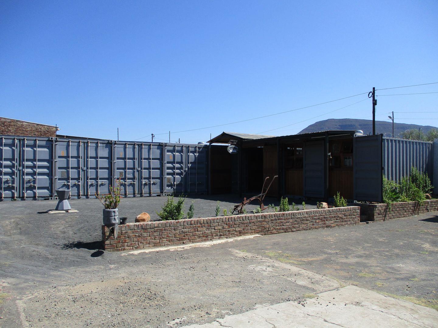 Commercial property for sale in Graaff-Reinet - P24-116856823