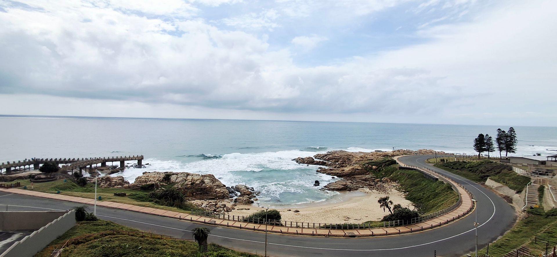 3 Bedroom Apartment / flat to rent in Lawrence Rocks - P24-116859194