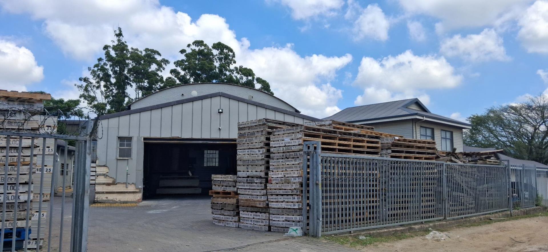 Industrial property to rent in Pinetown North Industria - P24-116874073