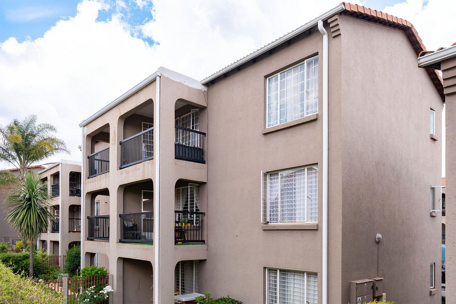 2 Bedroom Apartment / flat for sale in Farrarmere - P24-116881802