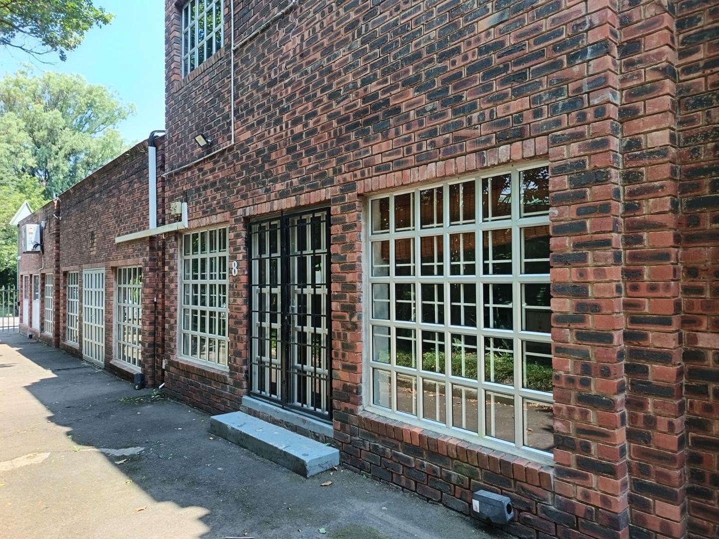 Commercial property to rent in Umhlali - P24-116882305