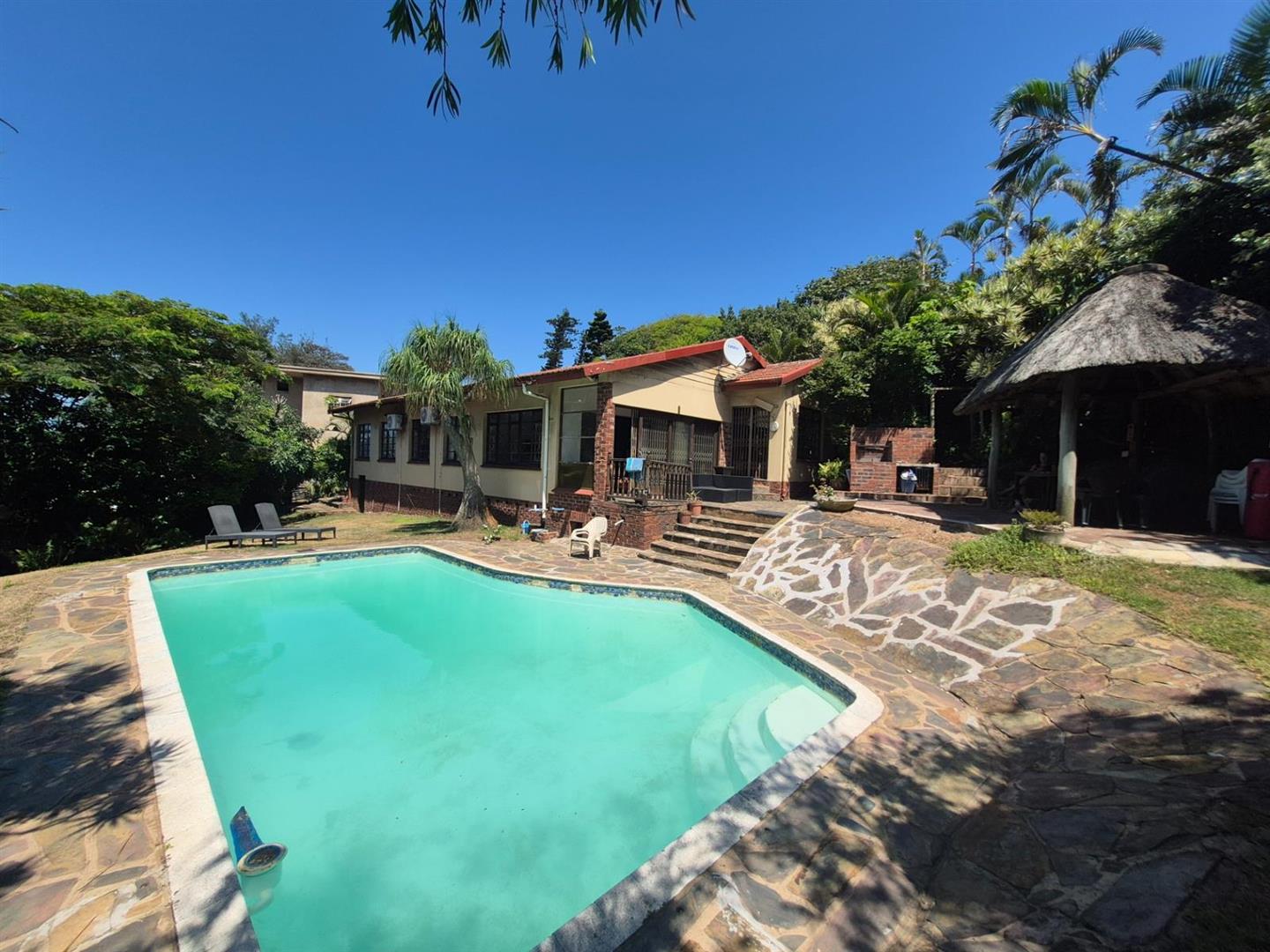 3 Bedroom House for sale in Bluff - 211 Marine Drive - P24-116885807