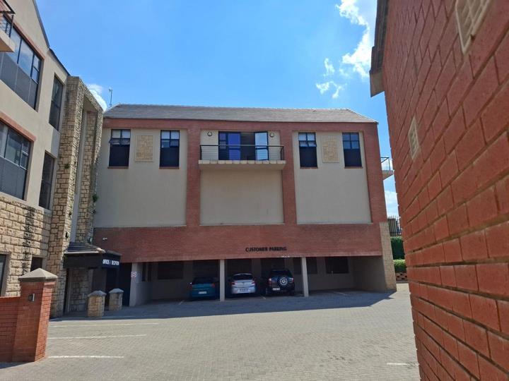 Commercial property for sale in Featherbrooke Estate - 25 Ss ...