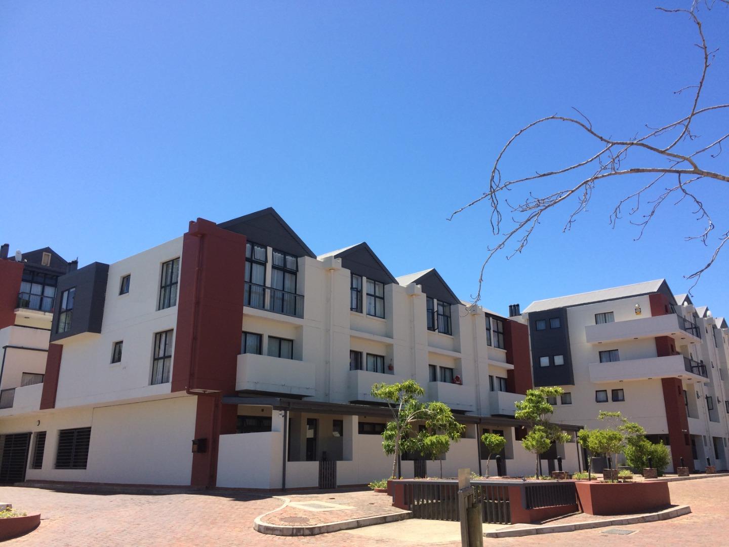 2 Bedroom Apartment / flat for sale in Knysna Central - P24-116894239