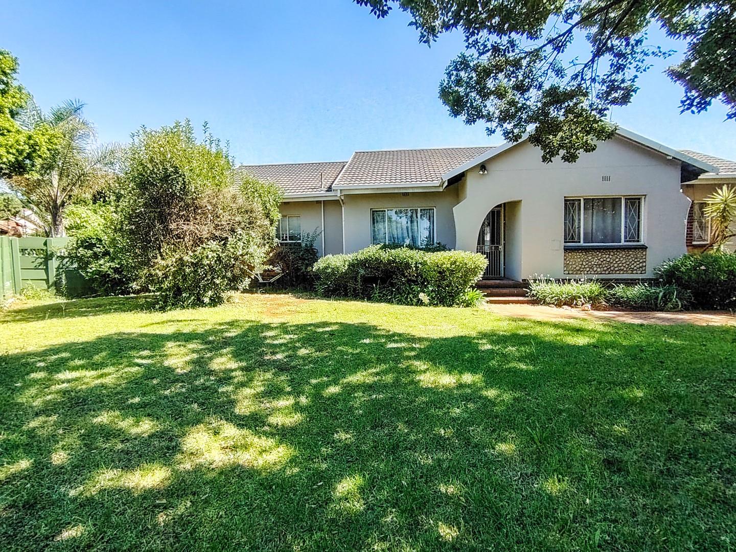 3 Bedroom House for sale in Witfield - P24-116903252