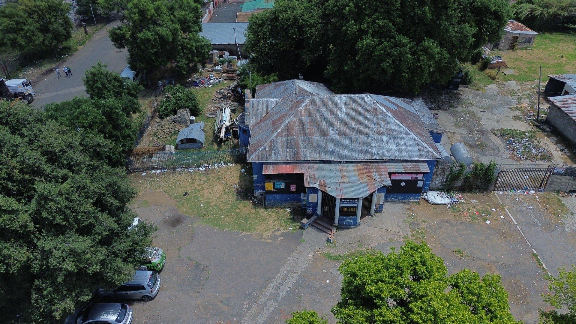 Commercial property for sale in Harrismith - P24-116920305
