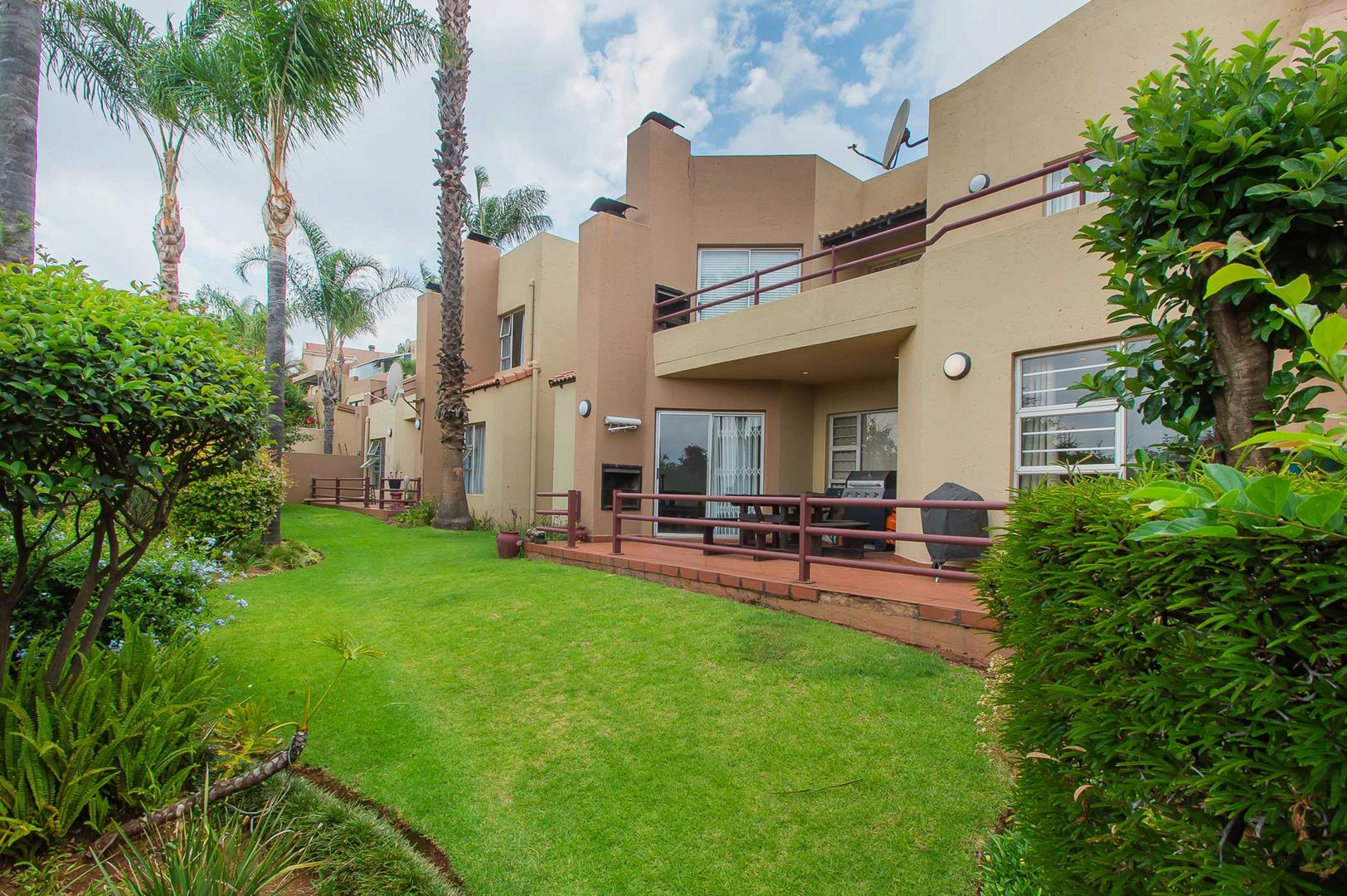 3 Bedroom Apartment / flat for sale in Constantia Kloof - 140 ...