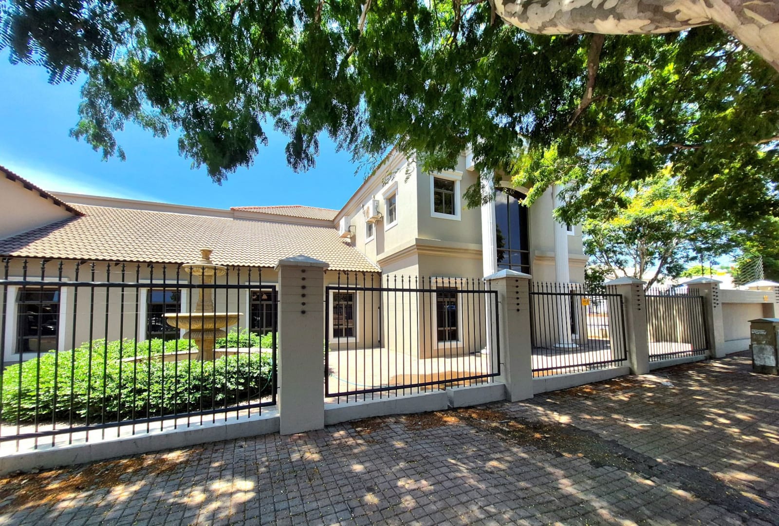 Commercial property for sale in Bo-dorp - P24-116929798