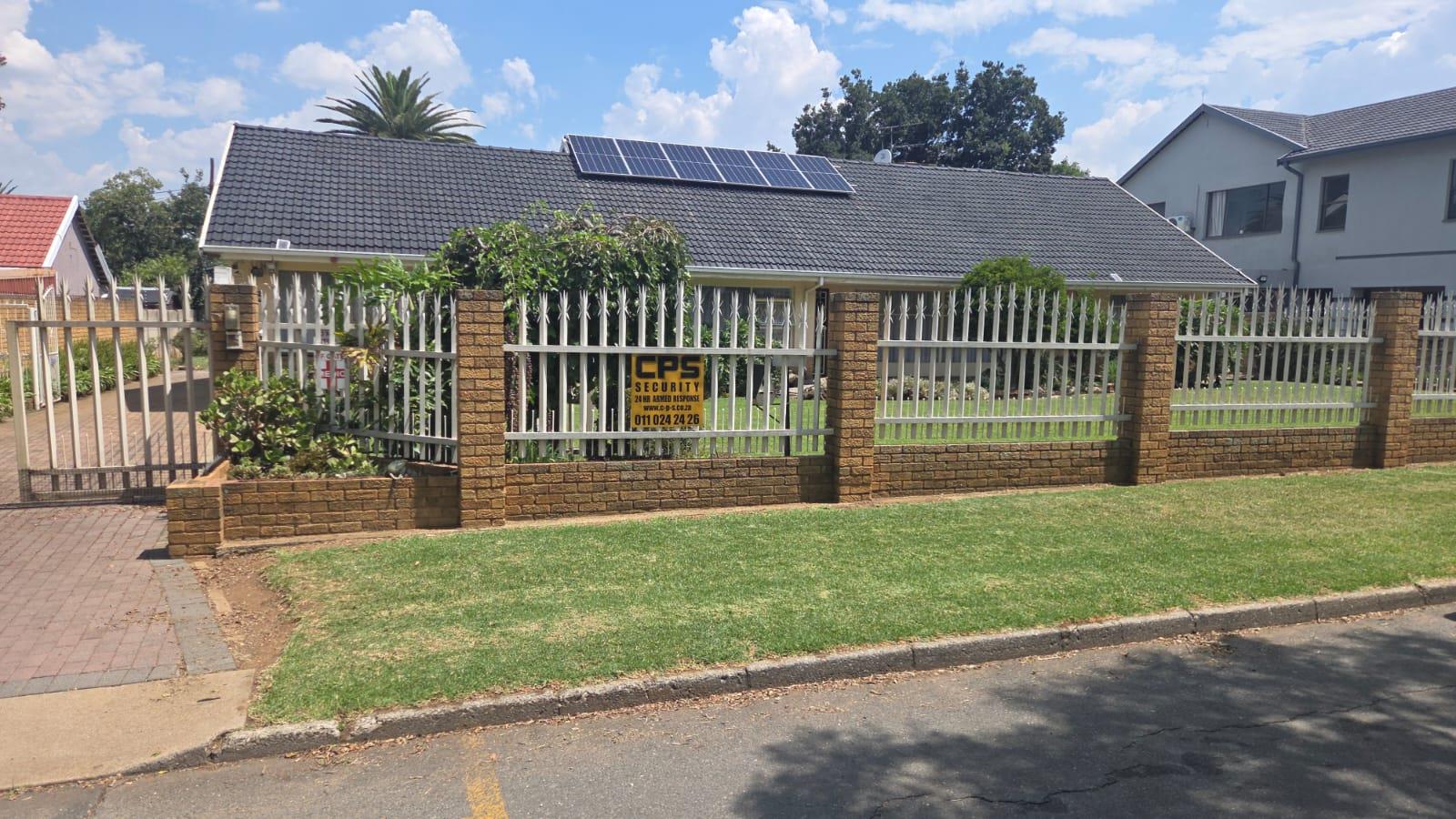 4 Bedroom House for sale in Randhart - P24-116934139
