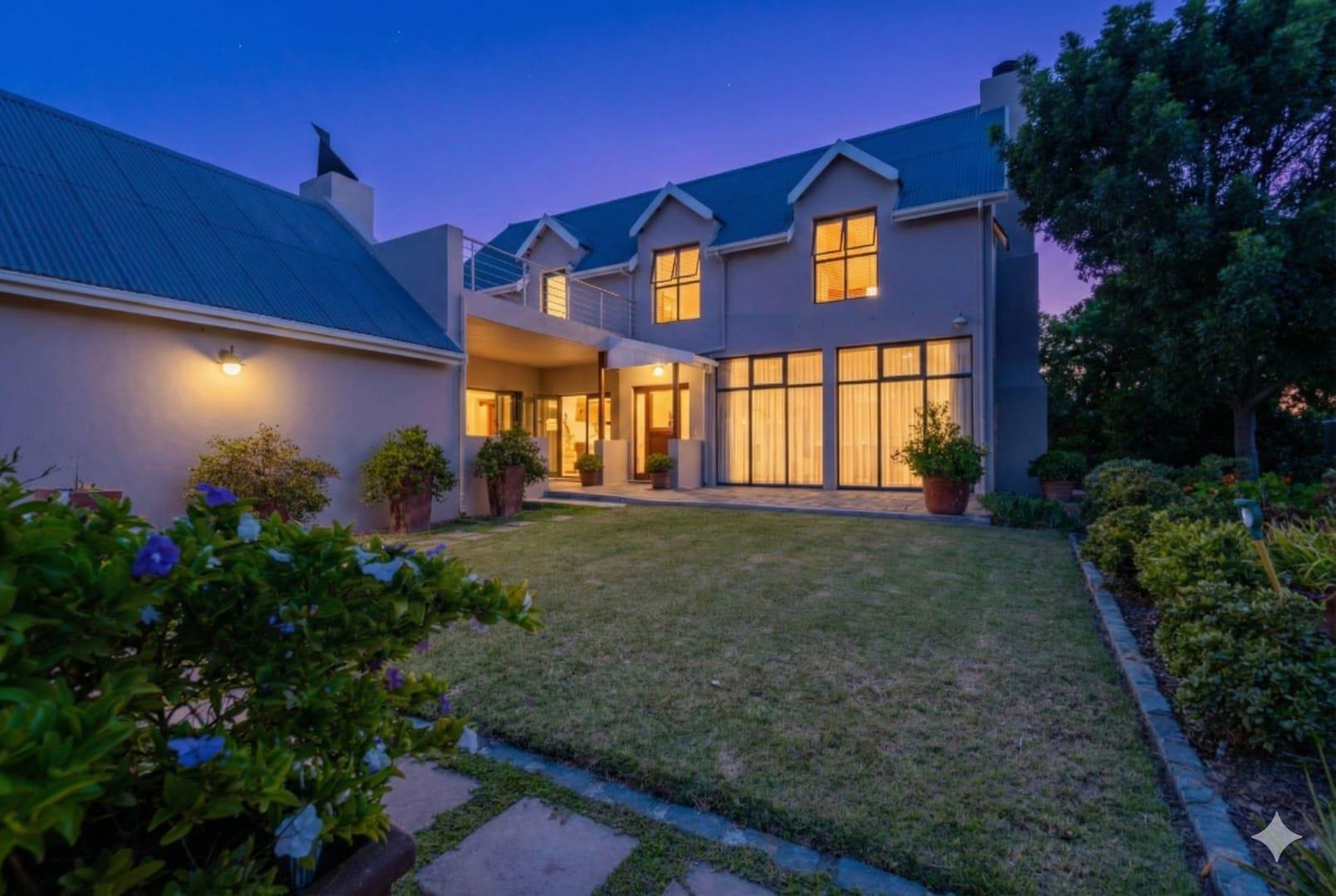 3 Bedroom House for sale in Myburgh Park - P24-116957653