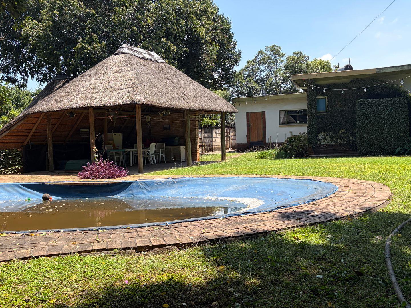 4 Bedroom House for sale in Doringkloof - P24-117011219