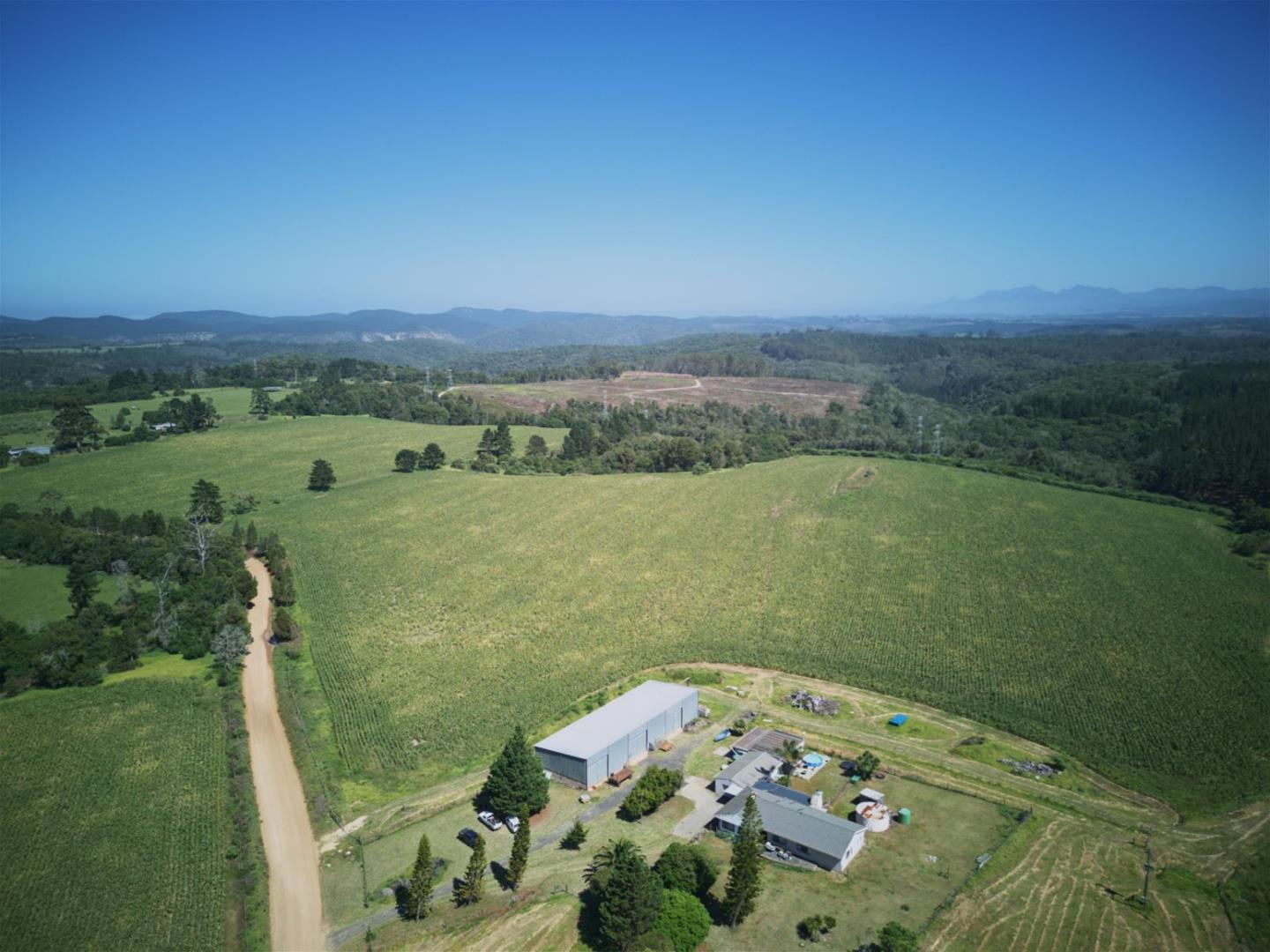 Farm for sale in Knysna Rural - P24-117014939