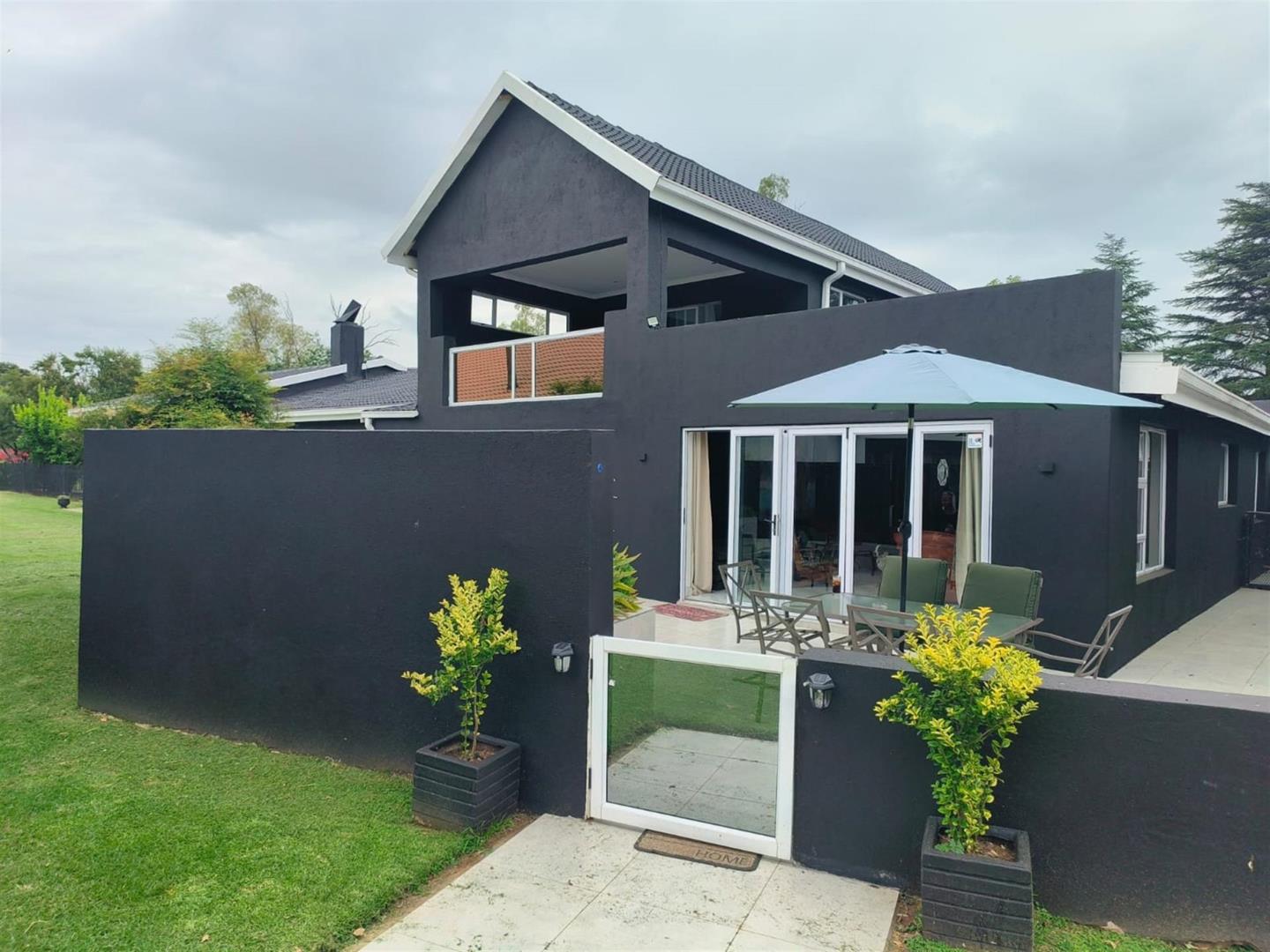 4 Bedroom House for sale in Ebner On Vaal - 22 Shores Of Loch Vaal ...