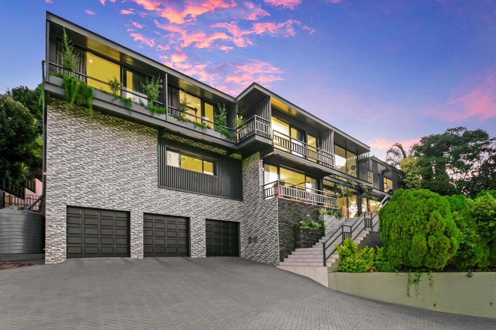 Featherbrooke Estate Property : Property and houses for sale in ...