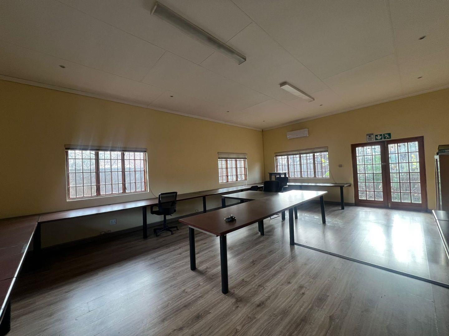 Commercial property to rent in Benoni Central - 170 Cranbourne Avenue ...
